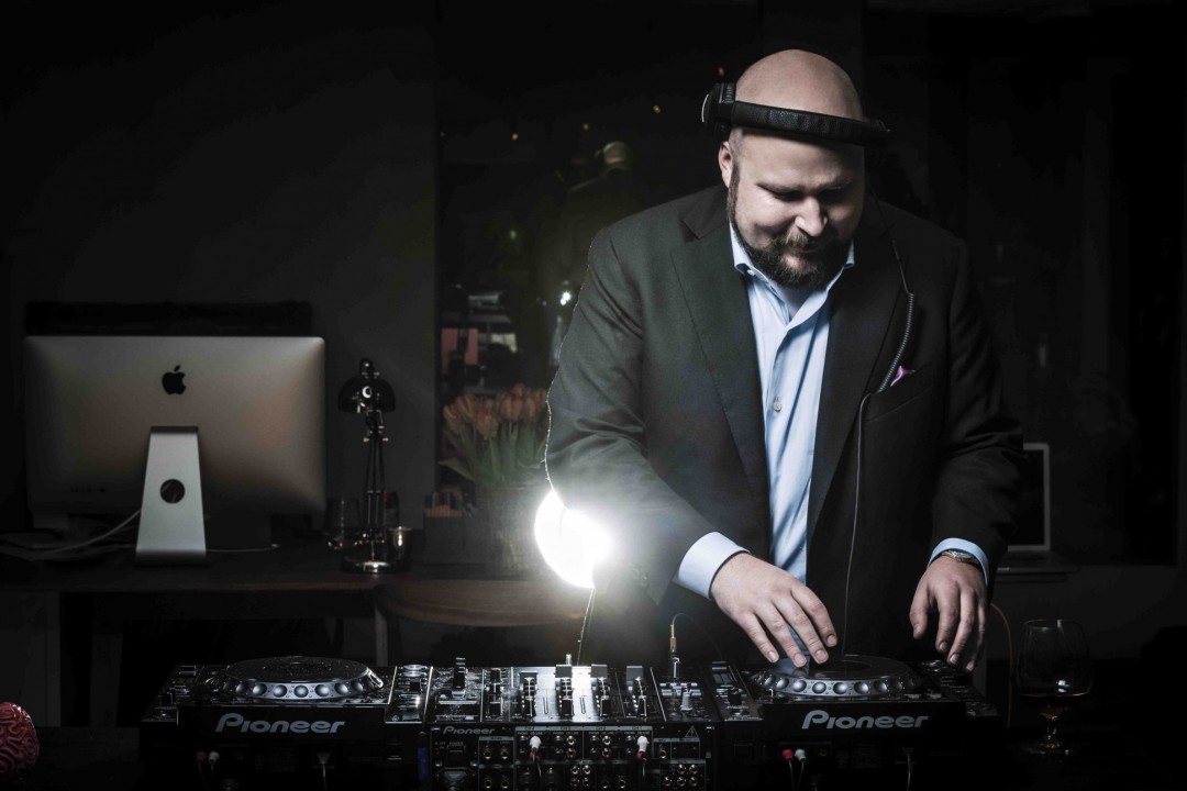 Inside The Post-Minecraft Life Of Billionaire Gamer God Markus Persson ...